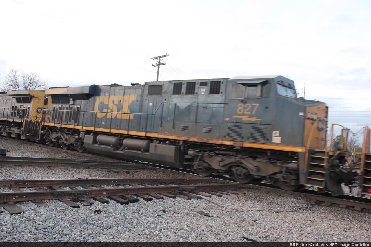 CSX 827